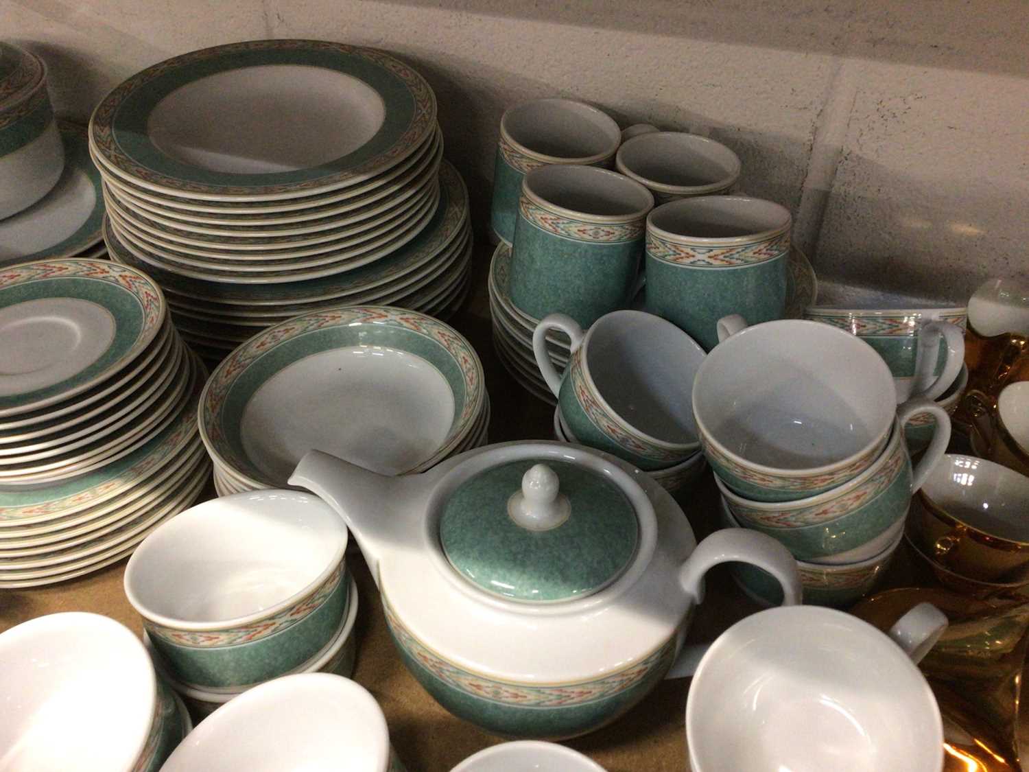 Lot 38 - Wedgwood Aztec pattern dinner service