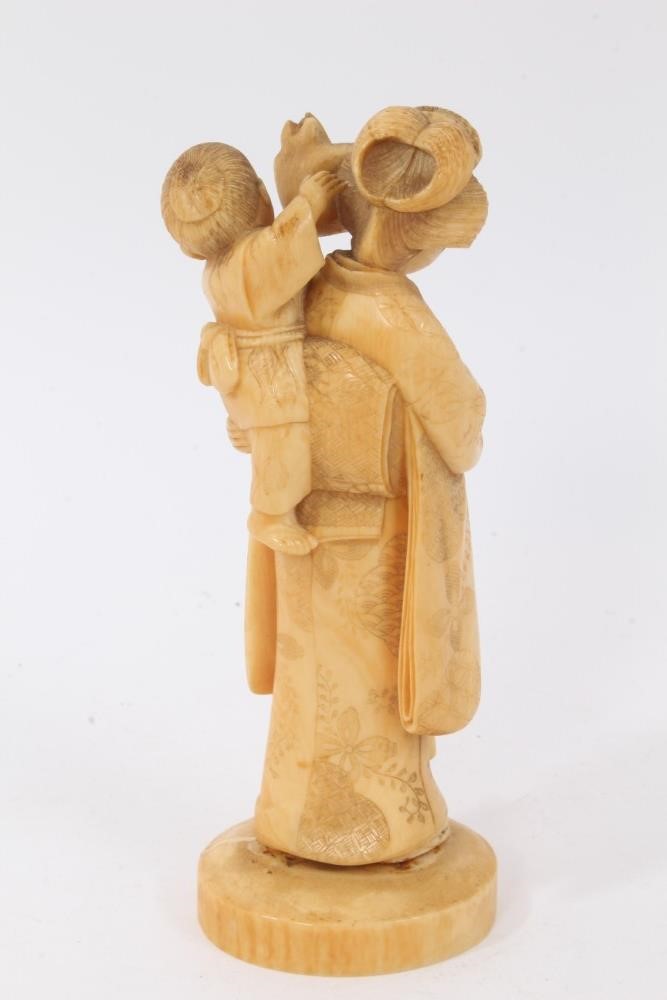 Lot 774 - Japanese ivory okimono