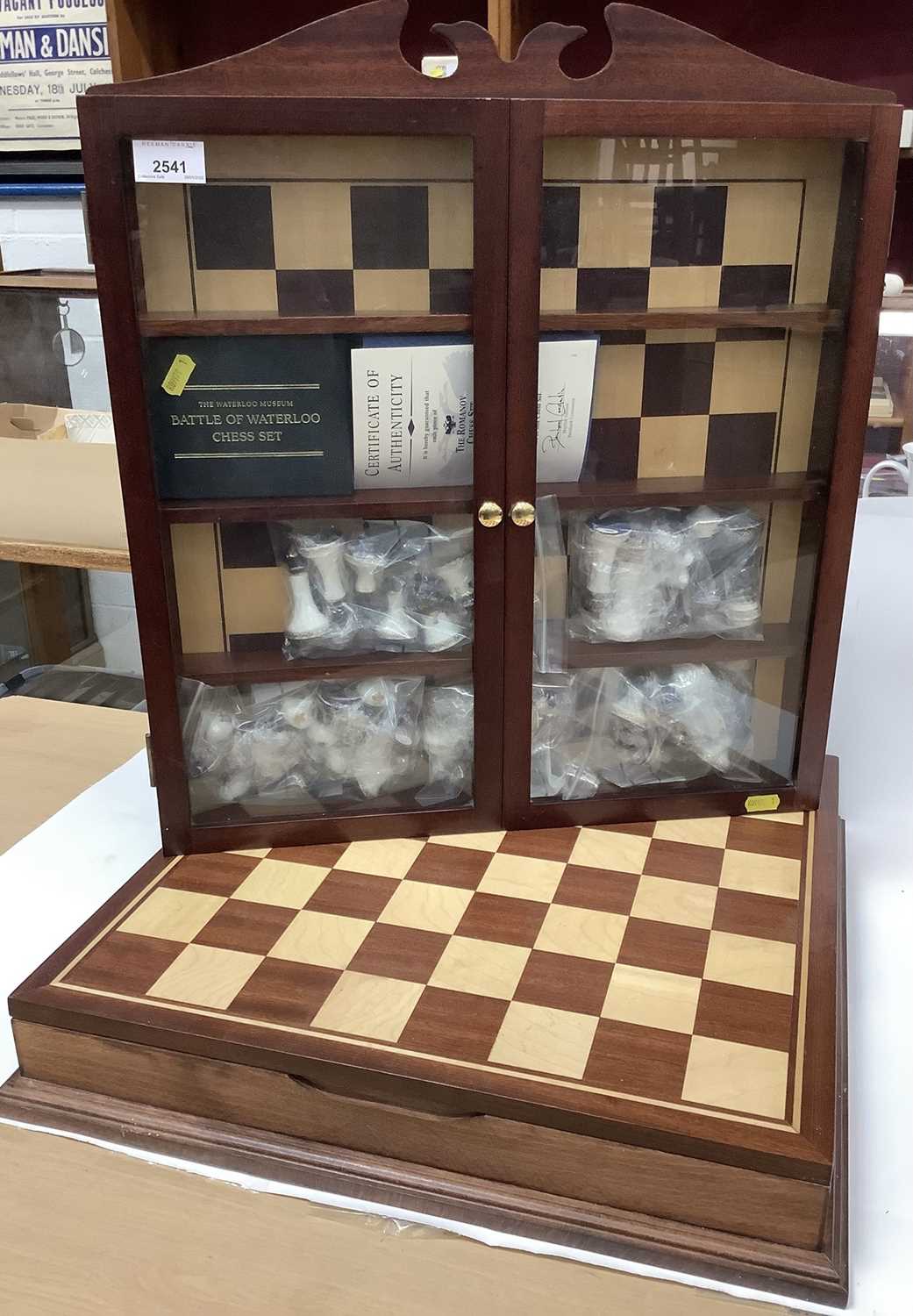 Lot 2541 - Collectable chess sets
