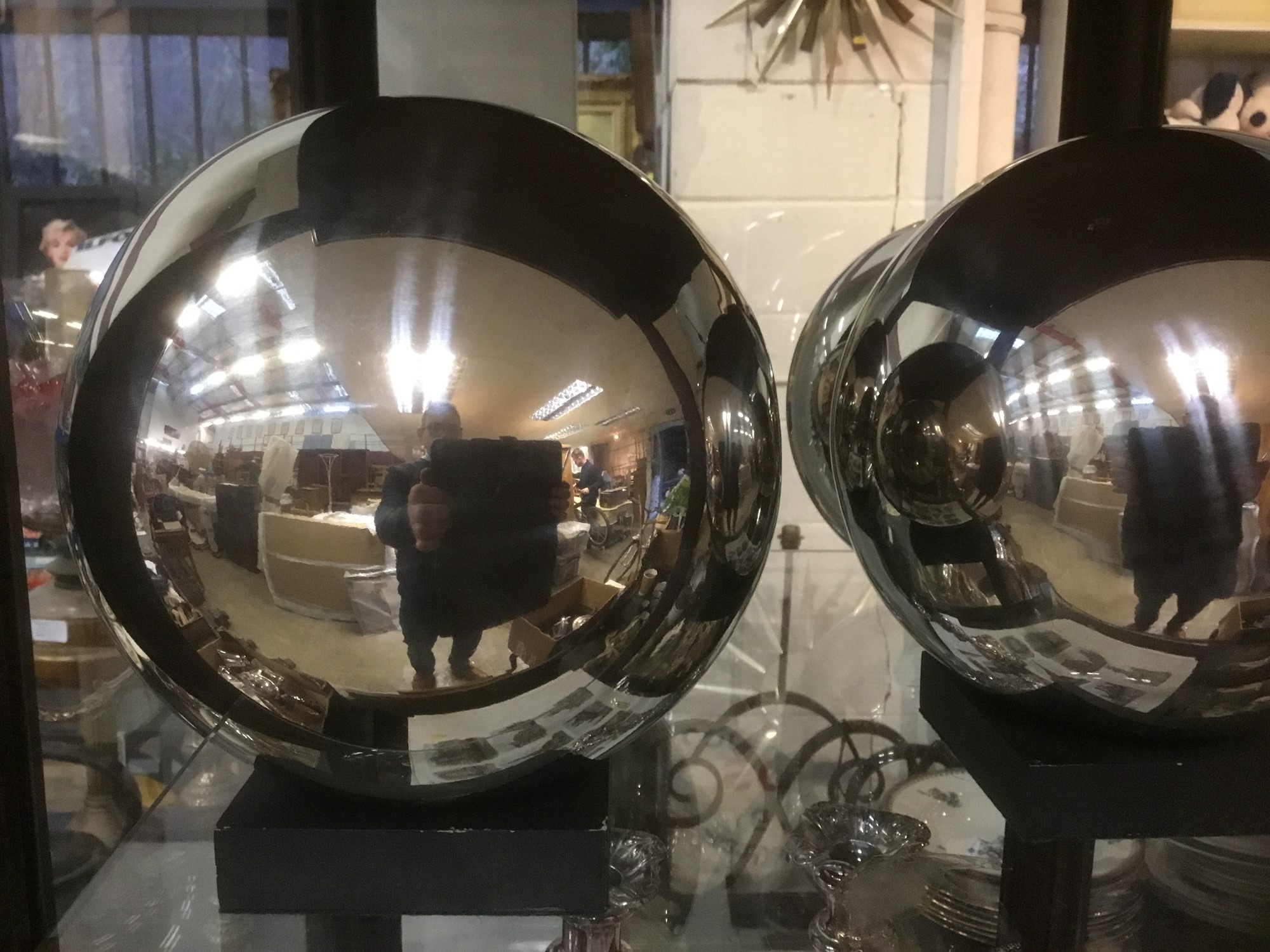 Lot 2717 - Four mirrored balls