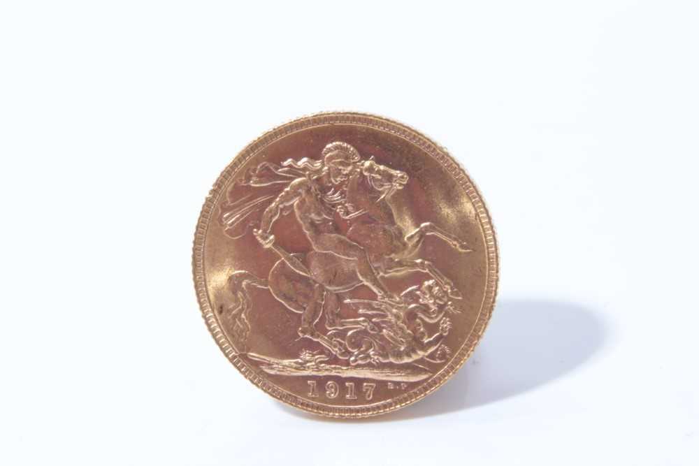 Lot 585 - G.B. - Gold Sovereign George V 1917P AU (1