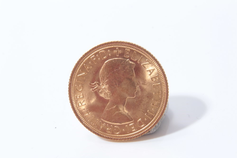Lot 605 - G.B. - Gold Sovereign Elizabeth II 1963 EF