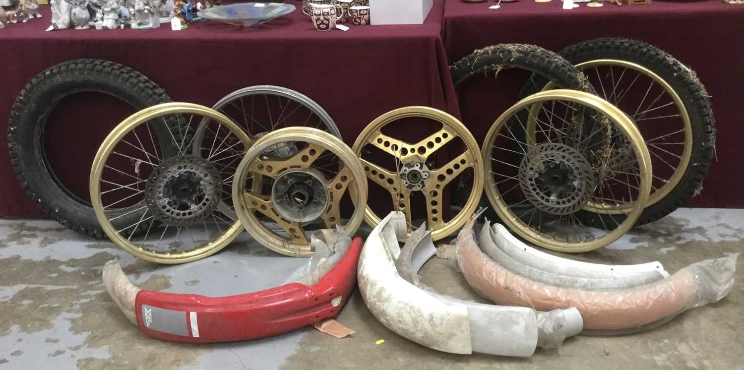 Lot 2083 - Lot of mixed motorcycle rims, tyres and