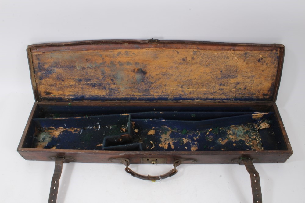 Lot 899 - Early 20th century brown leather gun case