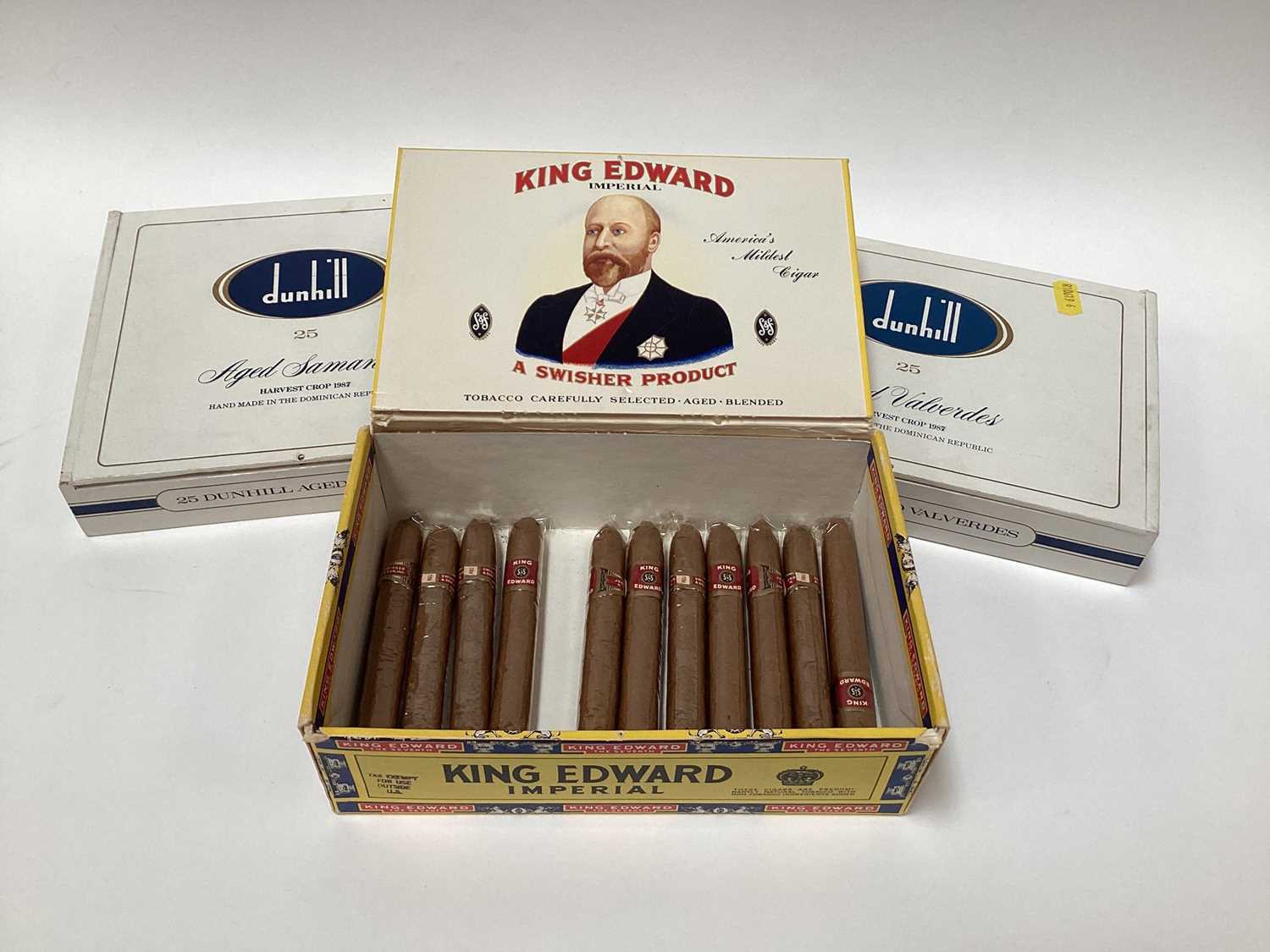 Lot 2409 - King Edward Imperial cigars and Dunhill