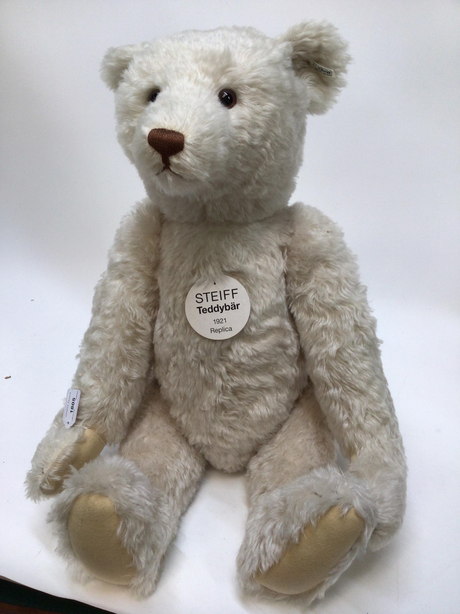 Lot 1805 - Steiff 2004 1921 Replica White 70cm, 407291.