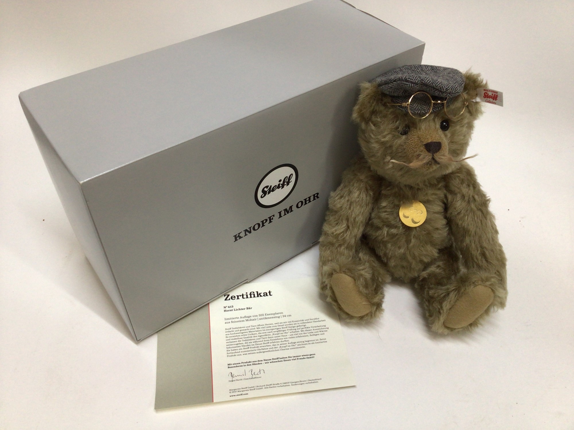 Lot 1815 - Steiff Bear Horst Lichter 674471 in box