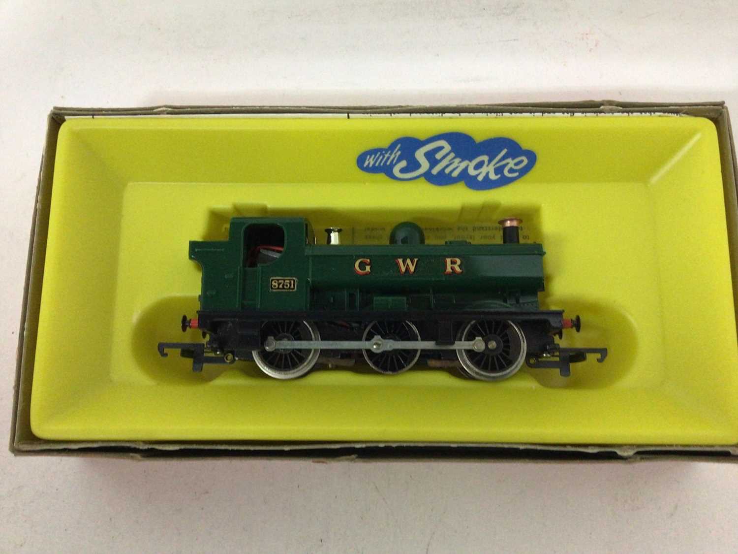 Lot 1863 - Railway Triang Hornby 00 gauge Evening Star