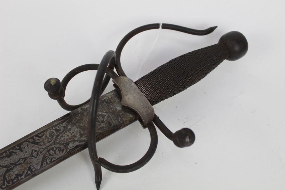 Lot 886 - Reproduction Spanish Toledo sword with