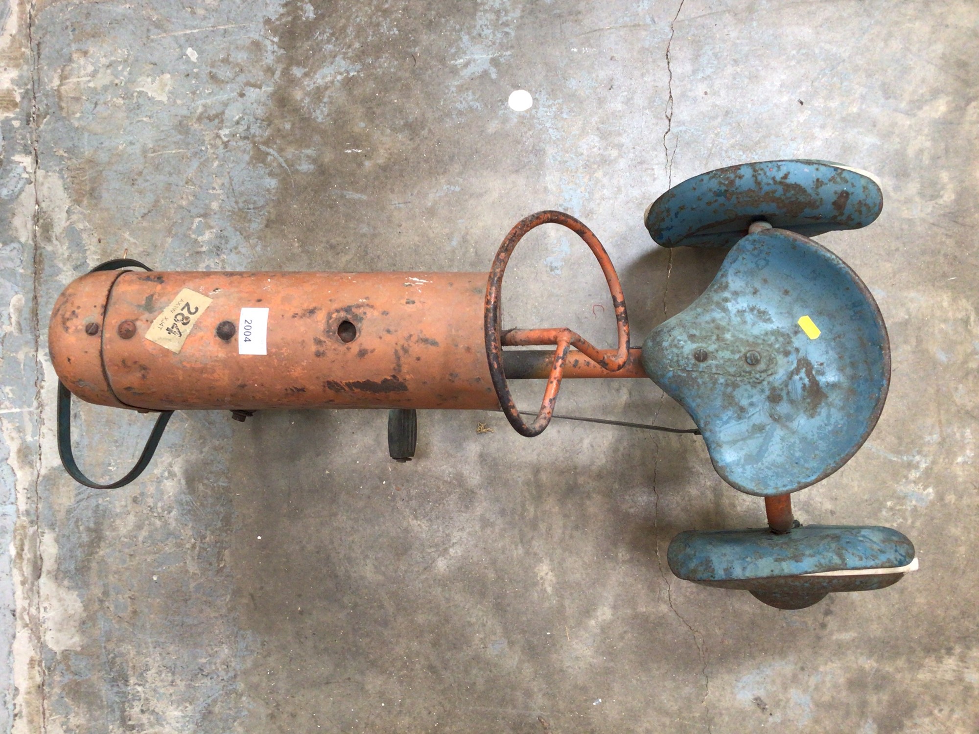 Lot 2004 - 1950's children's Tri-ang Major pedal