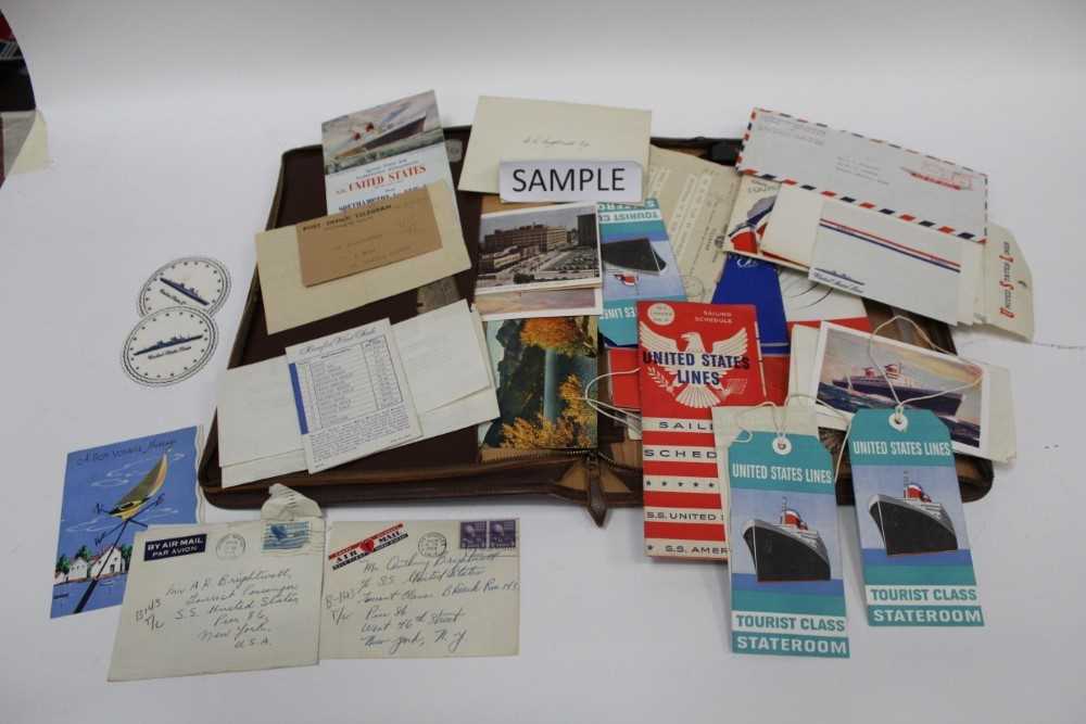 Lot 1405 - Brown leather satchel containing a