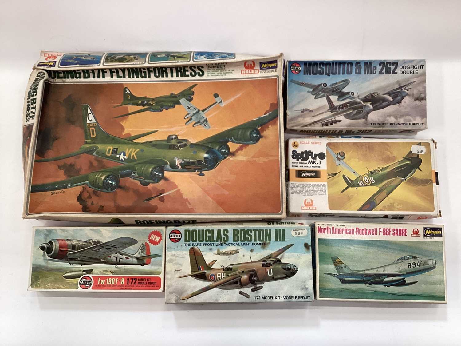 Lot 1842 - Selection of unconstructed model aircraft