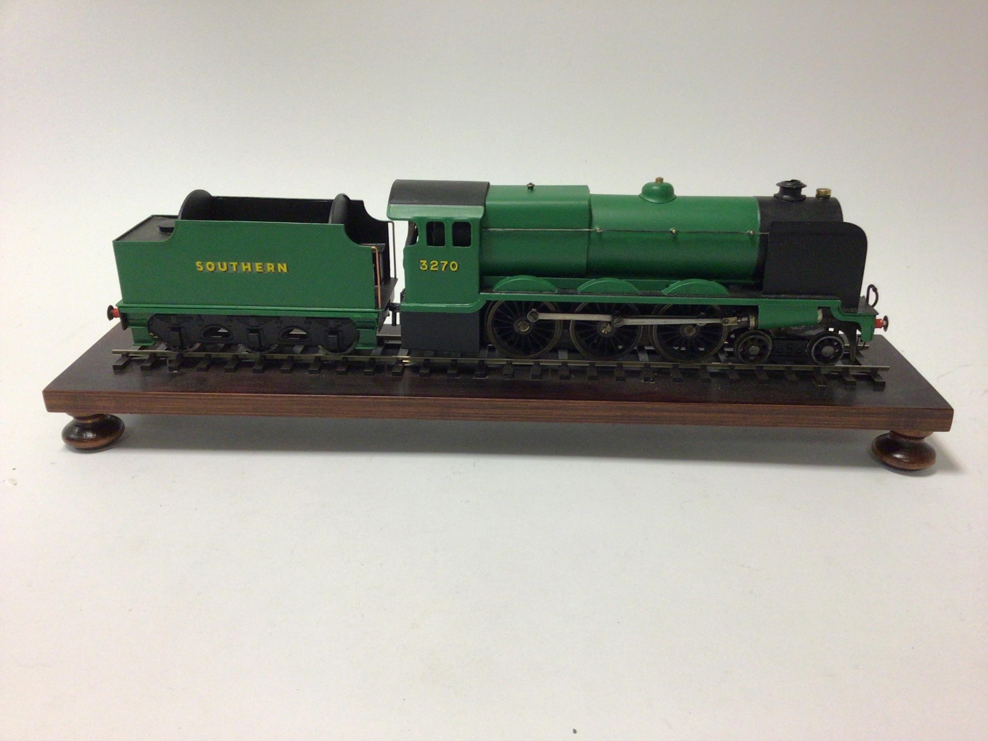 Lot 193 - O gauge 4-6-0 Southern Railway locomotive