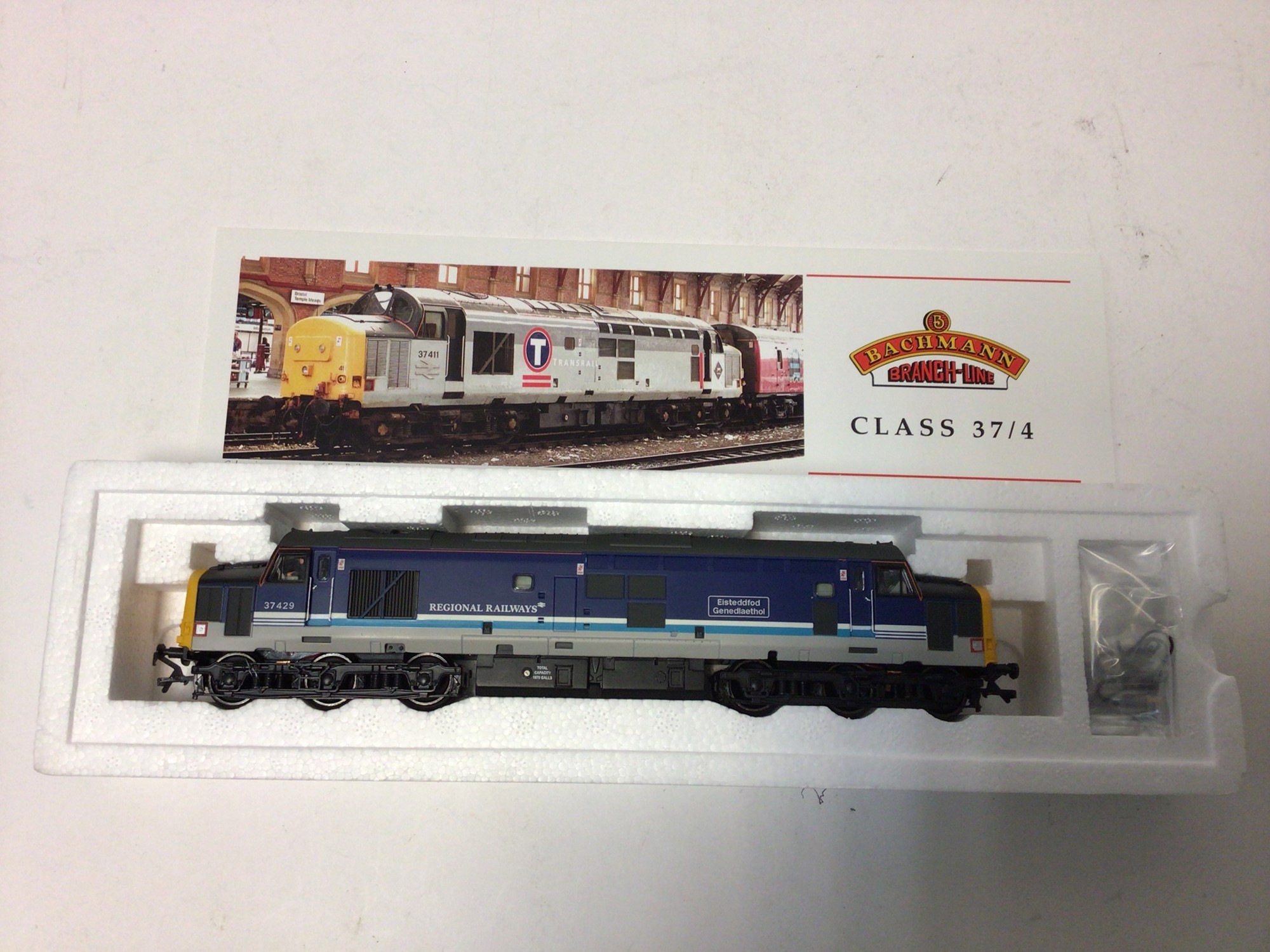 Lot 214 - Bachmann OO gauge Class 37/4 diesel