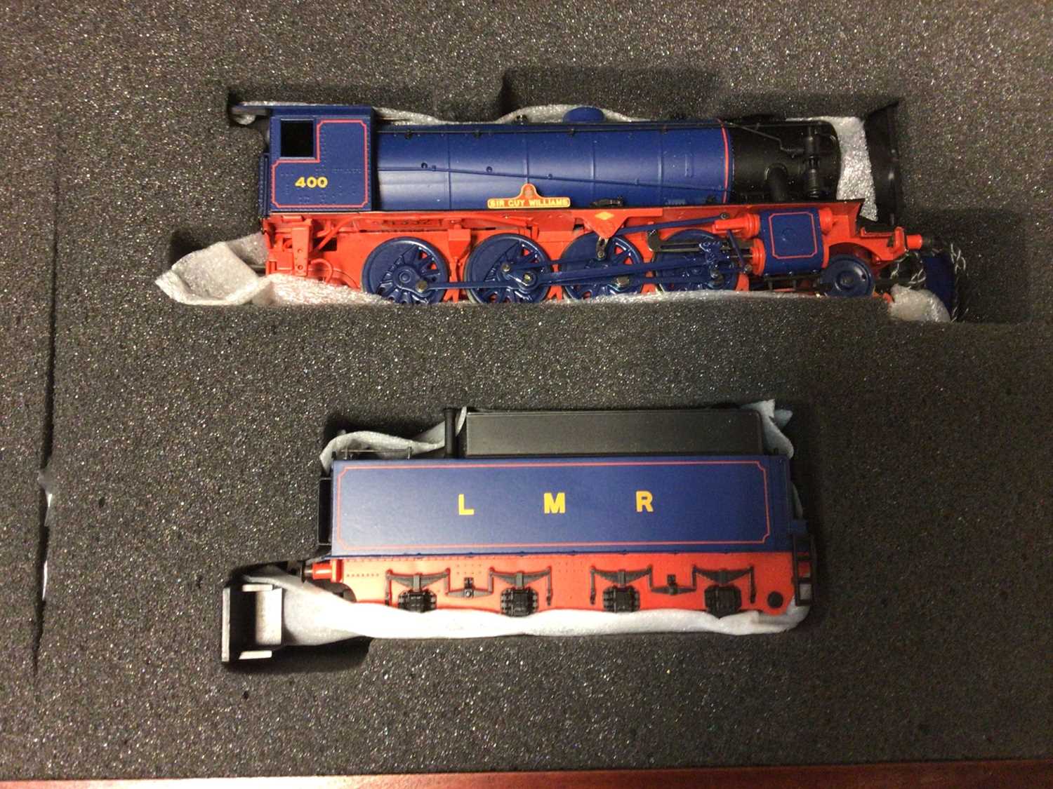 Lot 221 - Bachmann OO gauge WD 8F Class 400 2-8-0