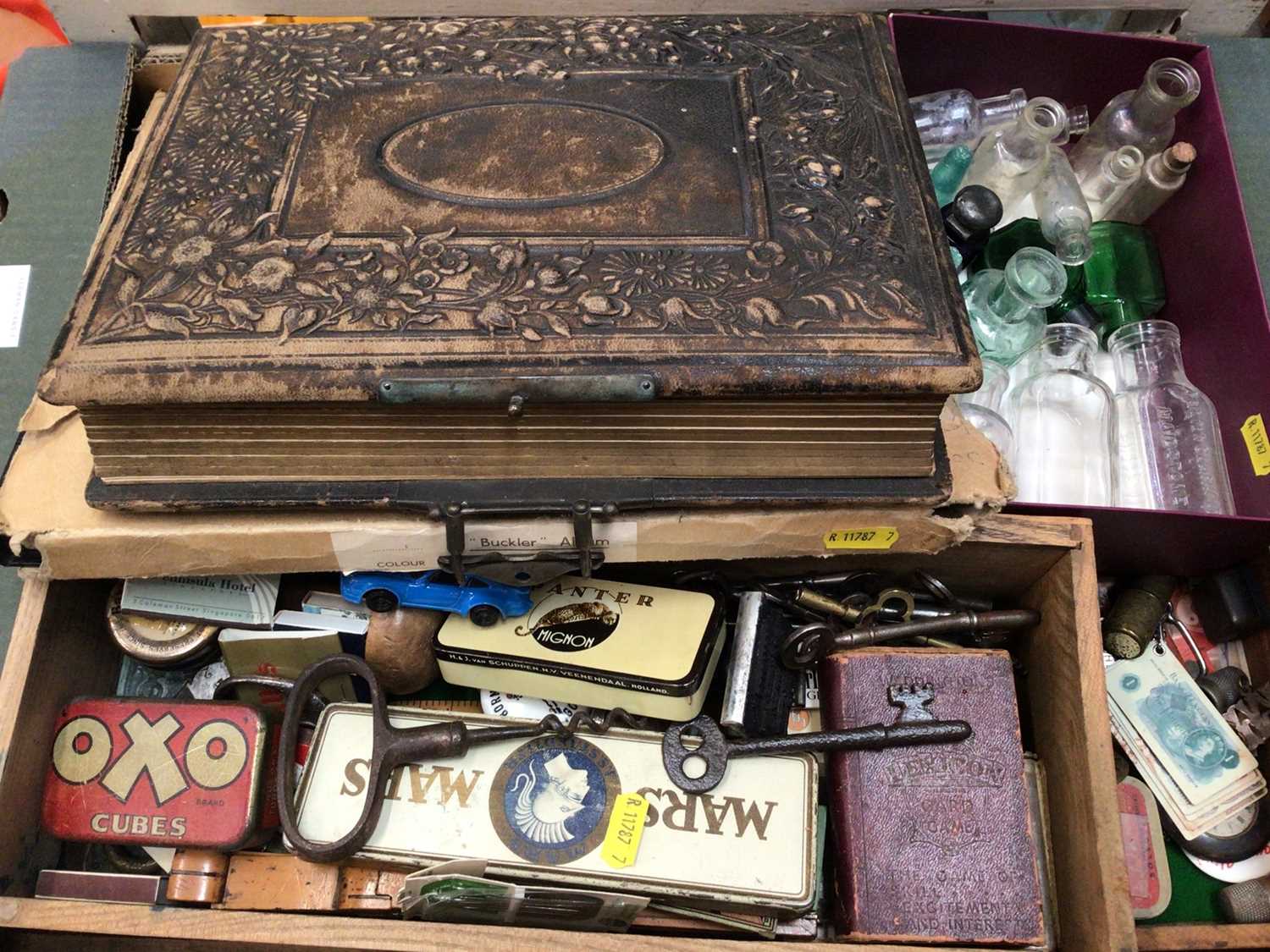 Lot 453 - Victorian leather photograph album