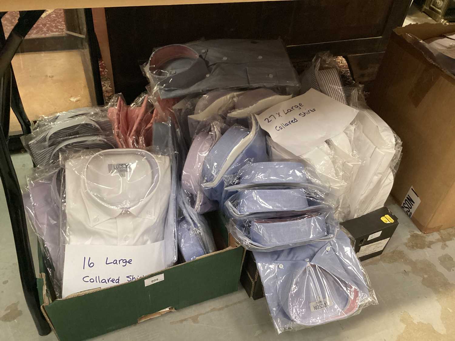 Lot 909 - Selection of new shirts by Locson, size