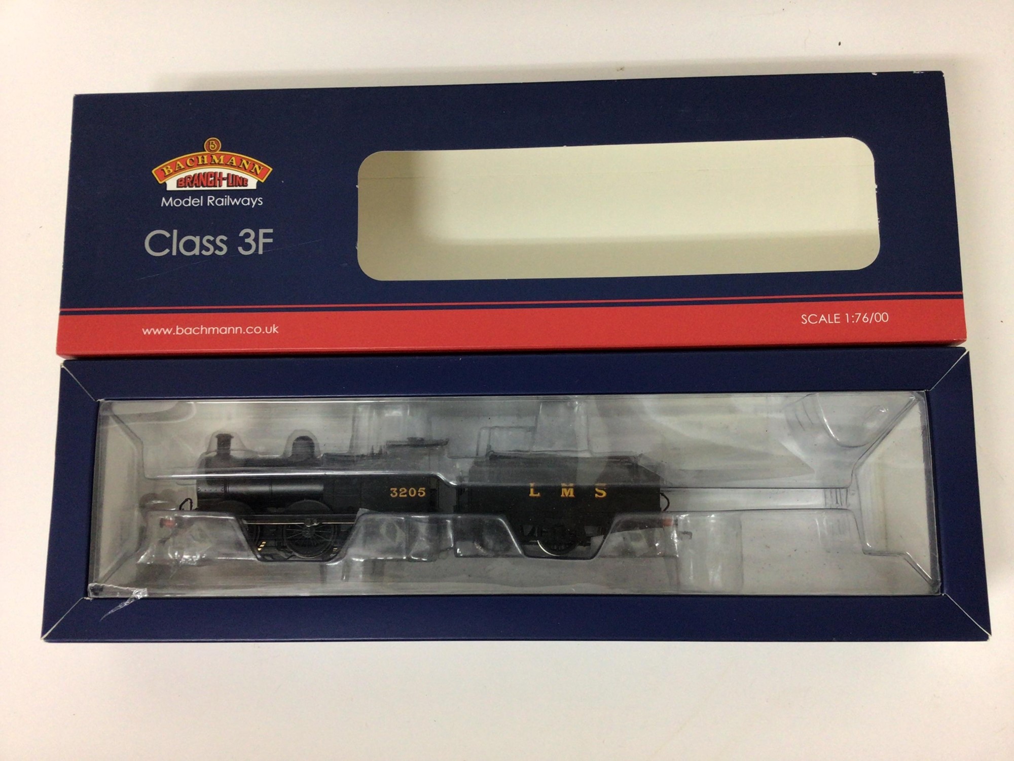 Lot 7 - Bachmann 00 gauge 2-8-0 Robinson 04 locomotive