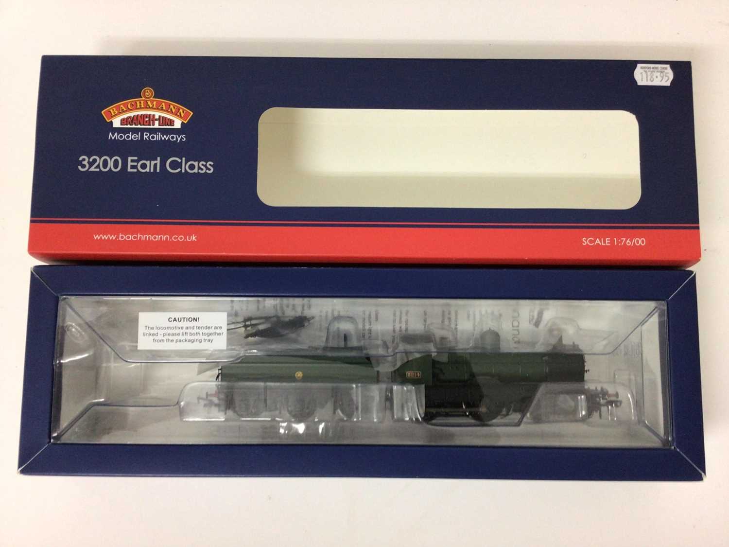 Lot 8 - Bachmann 00 gauge 4-4-0 City Class Locomotive