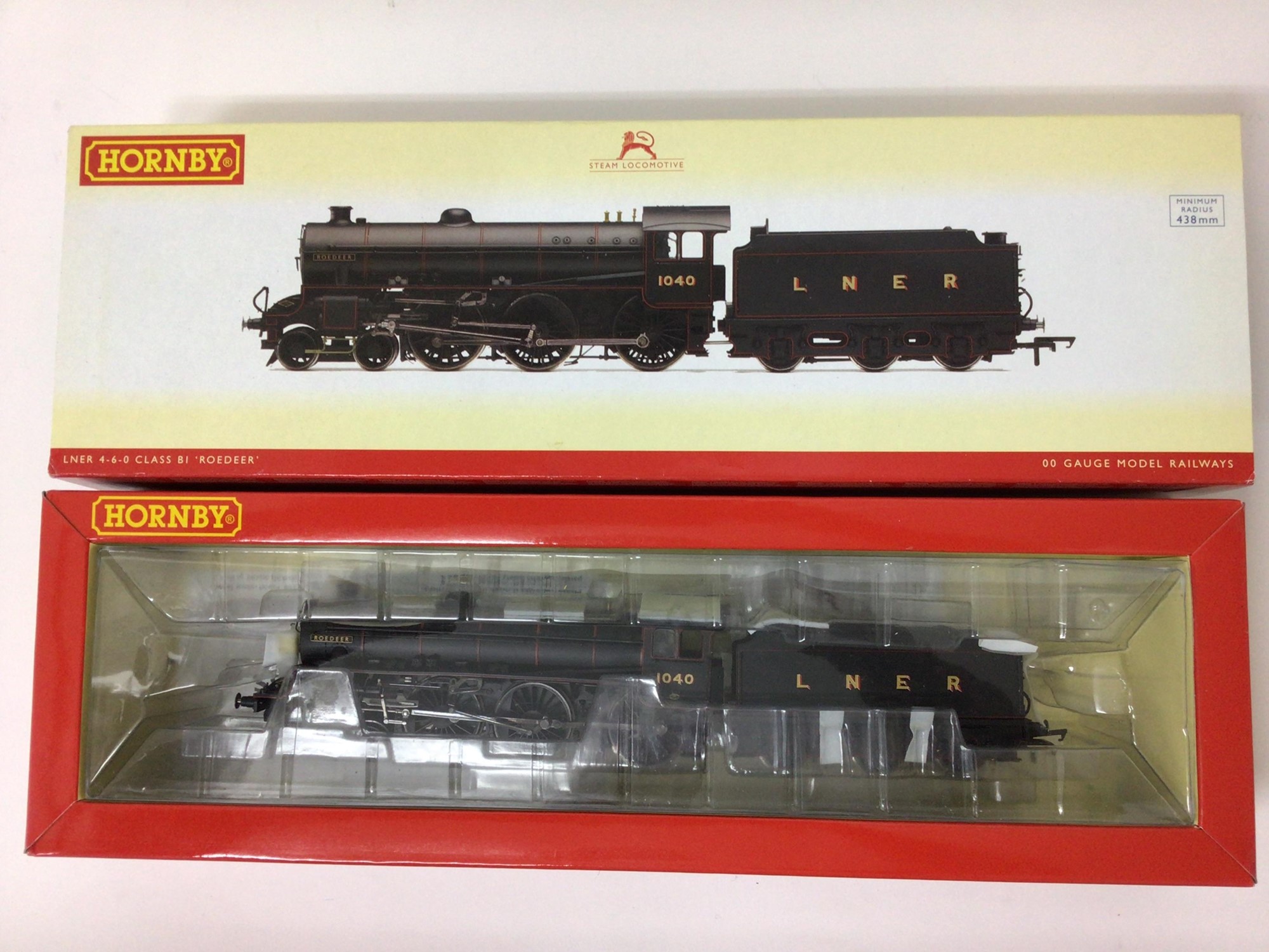 Lot 38 - Hornby OO gauge locomotives LNER Class D16/3