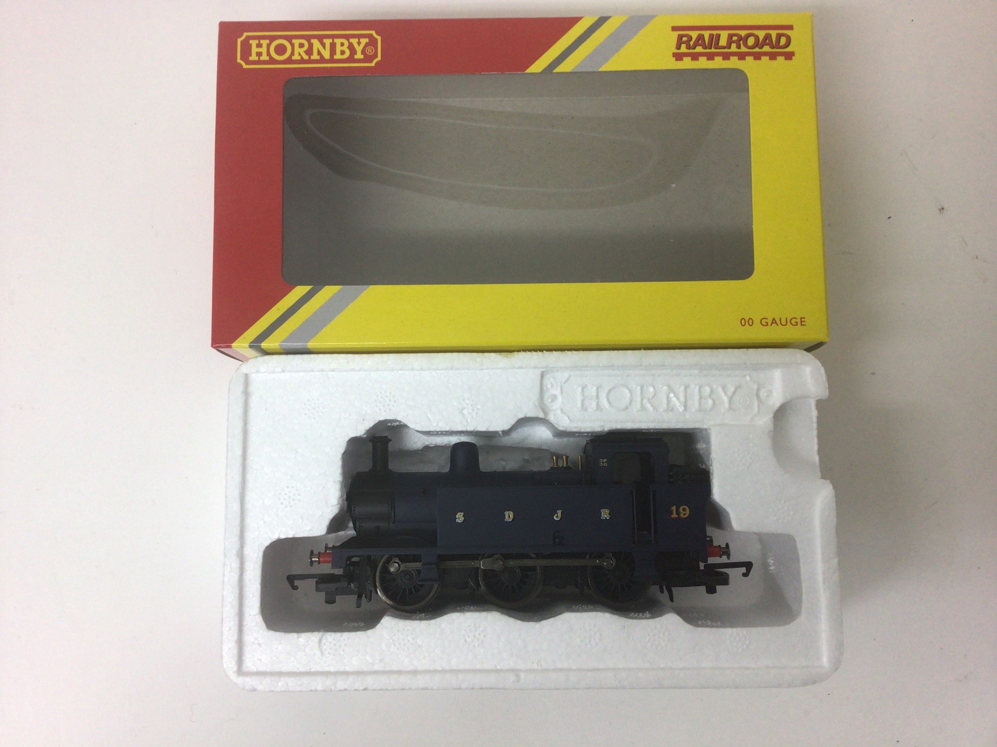 Lot 53 - Hornby OO gauge locomotive LBSC 0-6-0 Terrier