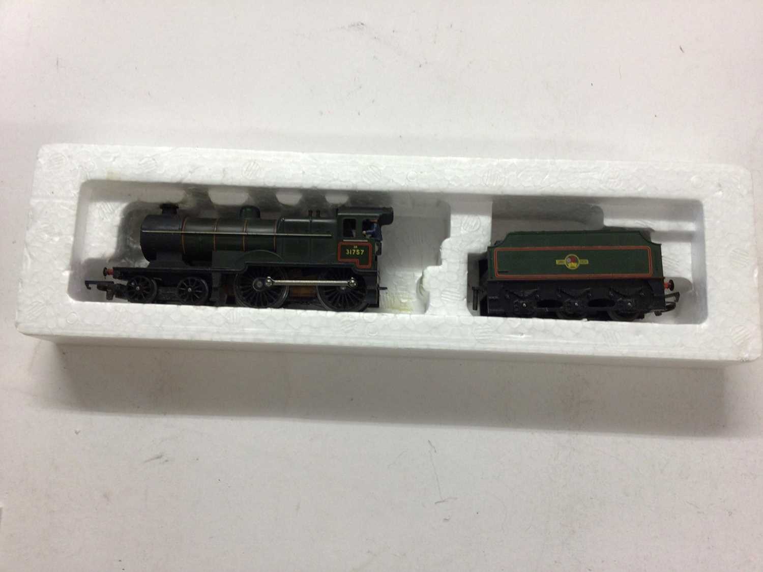 Lot 111 - Mainline 00 gauge locomotives 2301 Class 0-6-