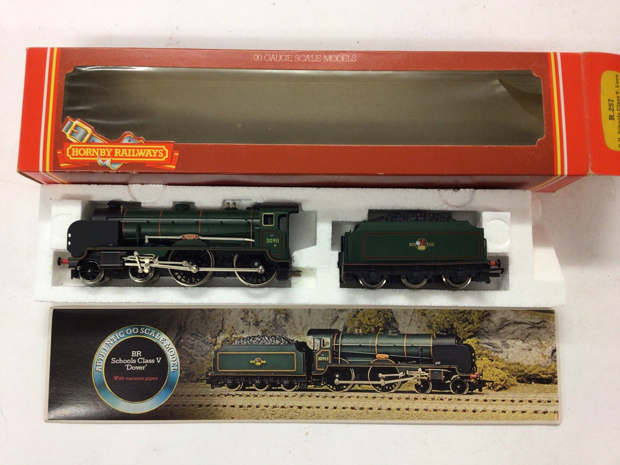 Lot 78 - Hornby OO gauge locomotives 4-4-0 BR lined