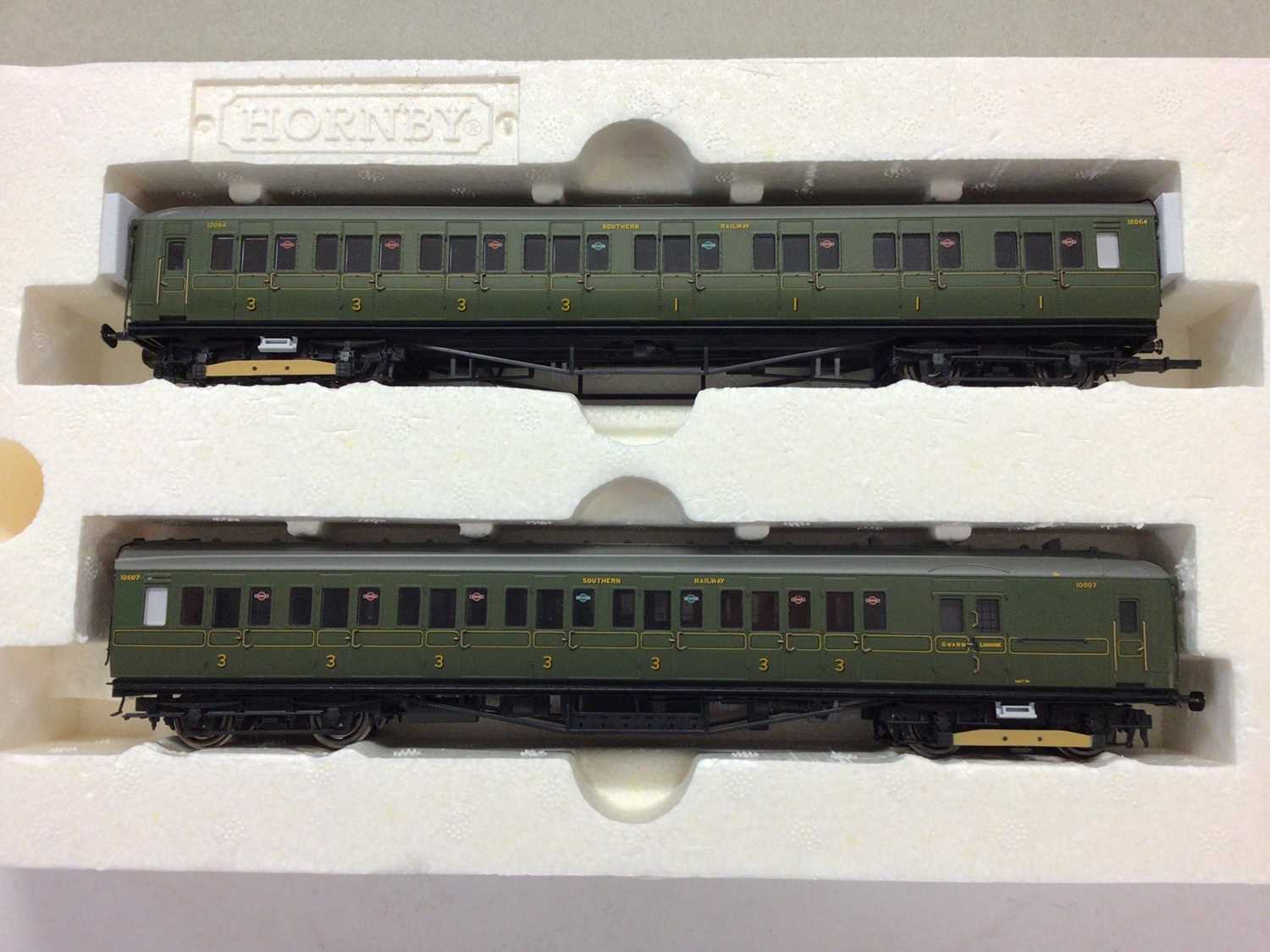 Lot 129 - Hornby OO gauge Southern Railway 2-BIL '2041'