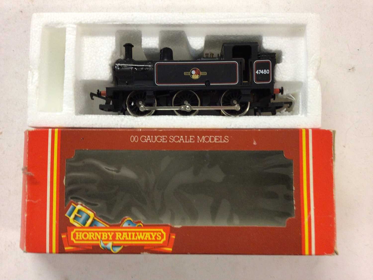 Lot 60 - Hornby OO gauge locomotives LNER green 0-6-0