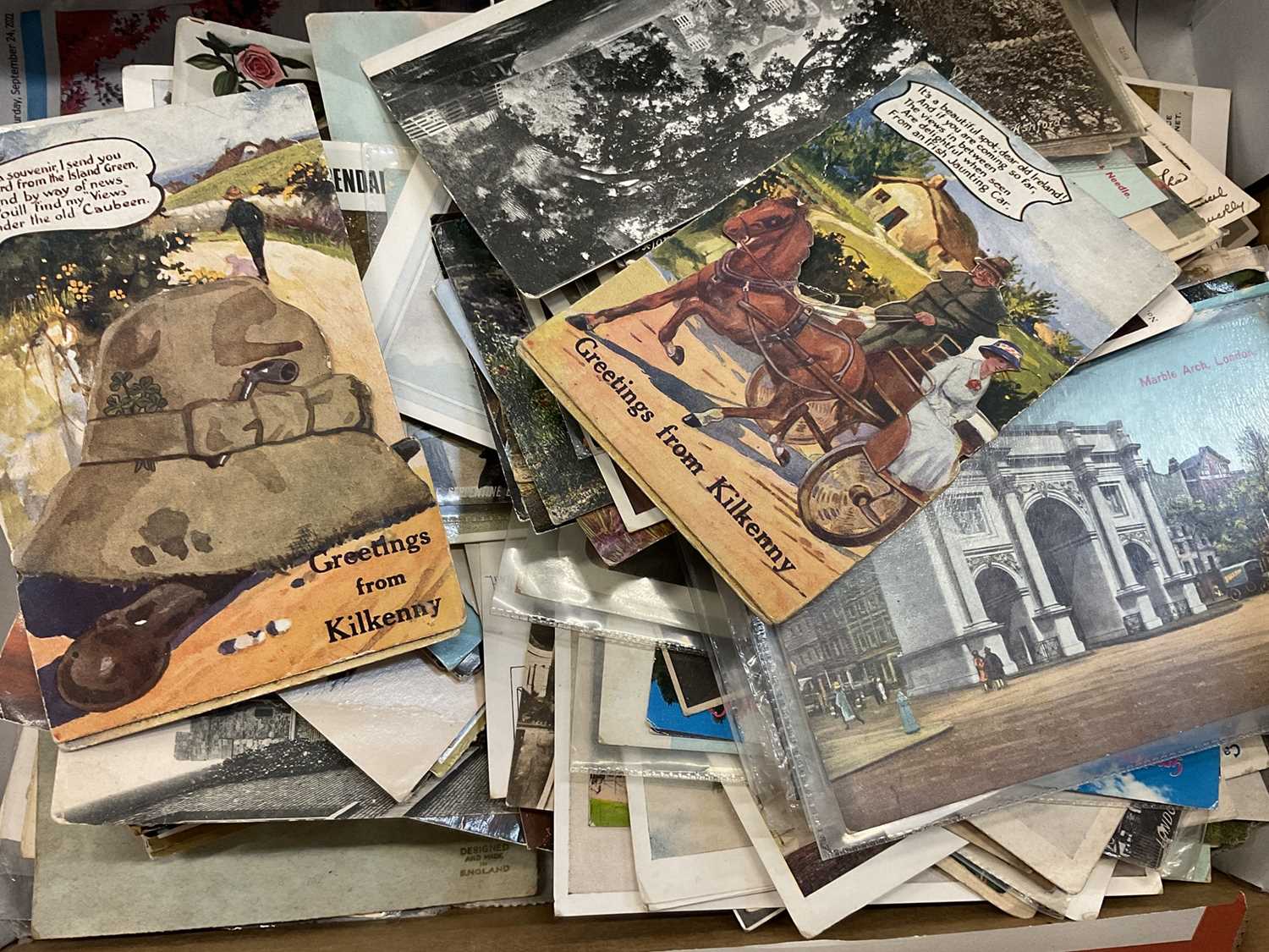 Lot 1522 - Box of mixed selection of postcards,