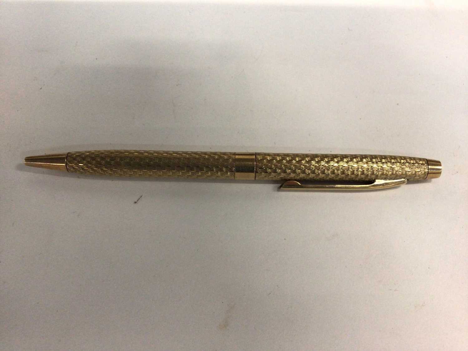 Lot 2685 - Gold 9ct ball point pen , 22 grams gross