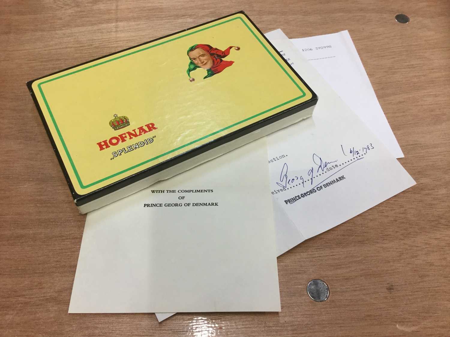 Lot 551 - Ten Hofnar Splendid cigars, in box with