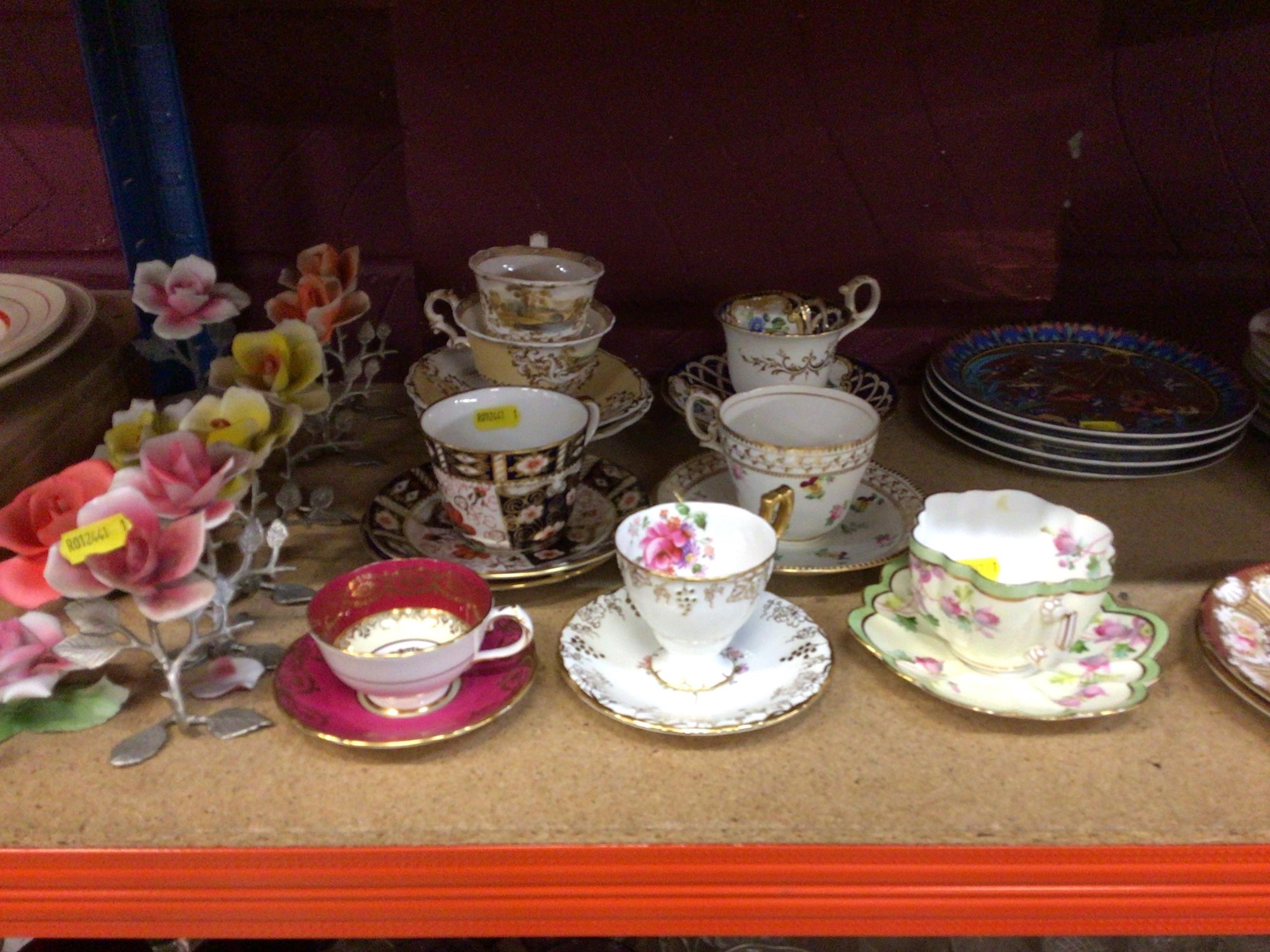 Lot 683 - Victorian tea cups and saucers, Victorian