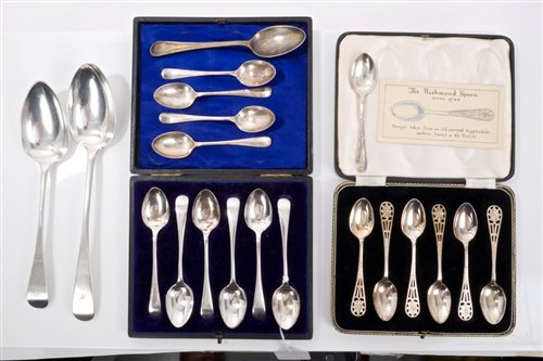 Lot 323 - Set of six Edwardian Silverer Old English