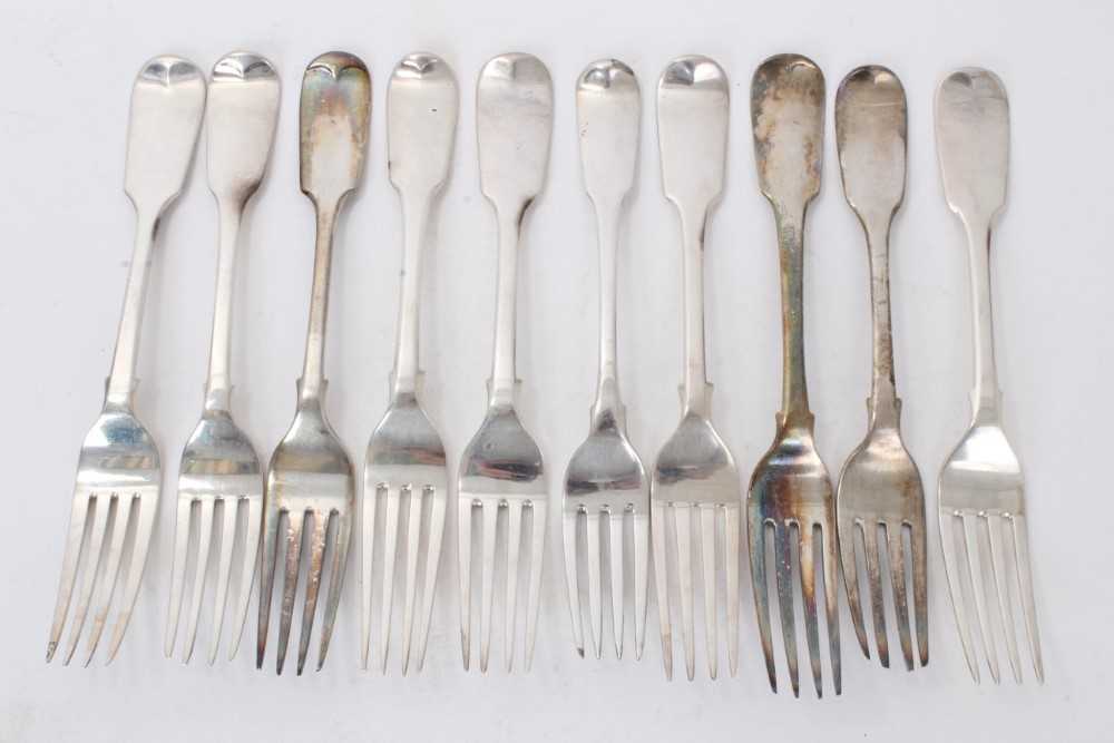 Lot 355 - Collection of Georgian and later silver