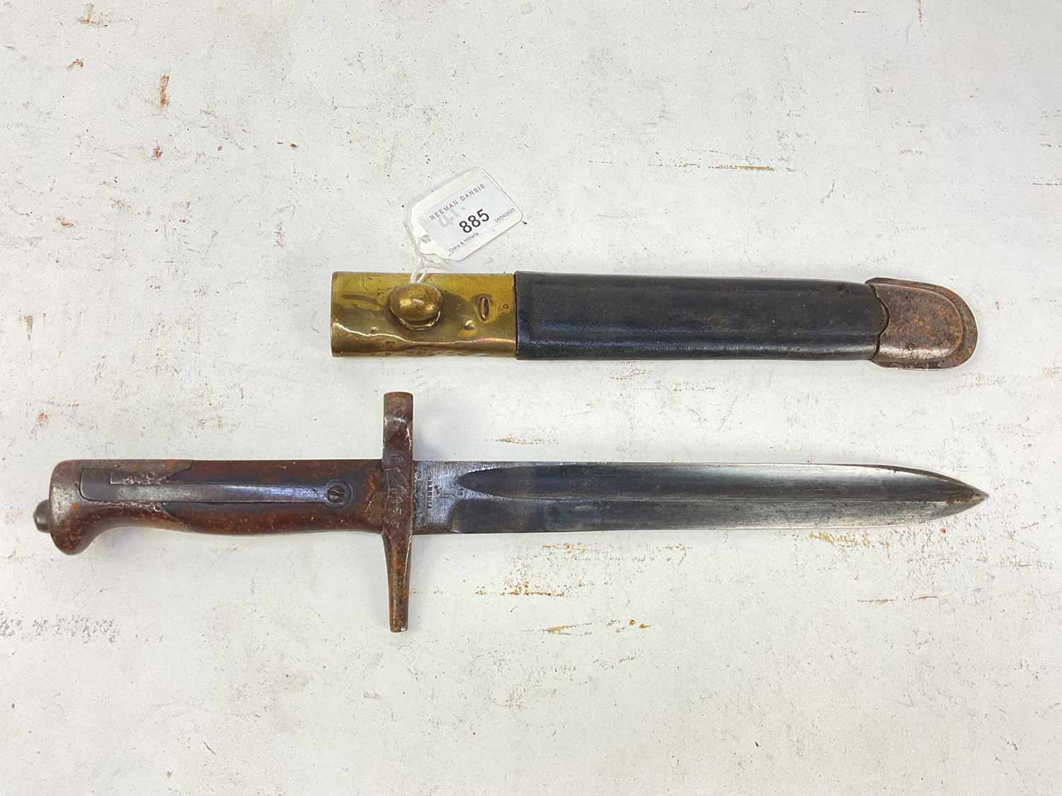 Lot 885 - Italian M1870 Vetterli bayonet, stamped CI