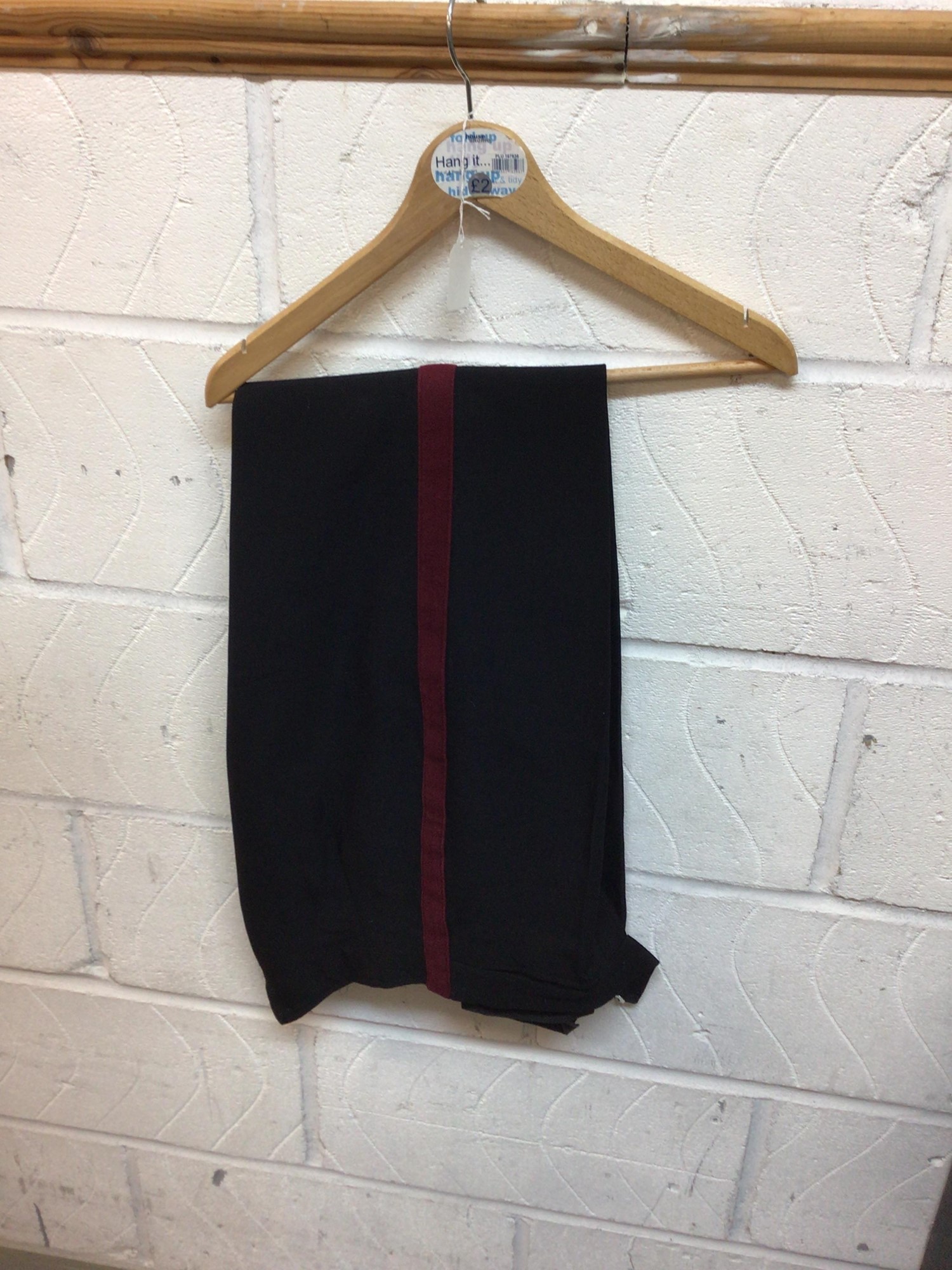 Lot 635 - Parachute Regiment Officers' Mess Kit, Lt