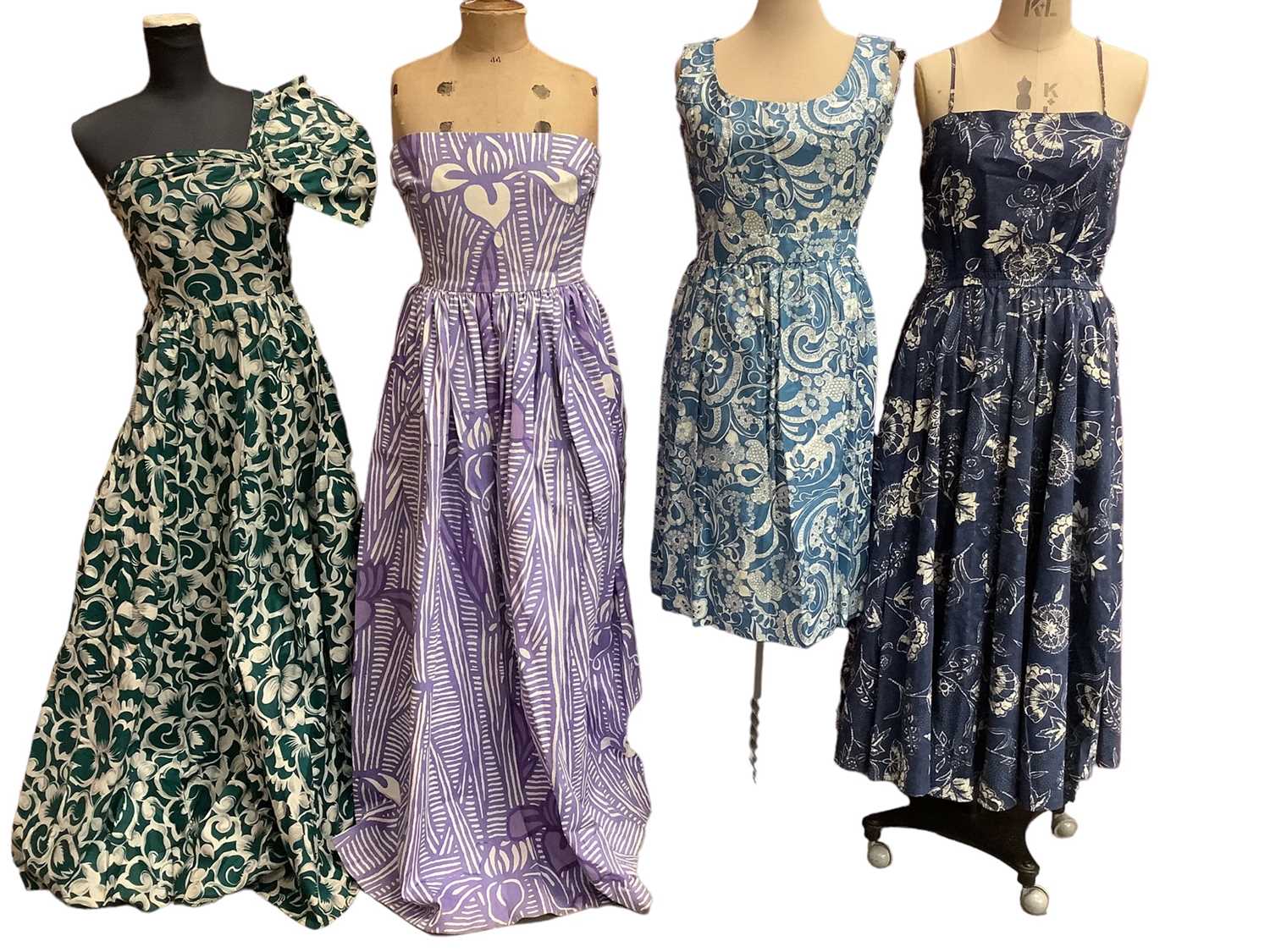 Lot 2054 - 1970s/80s Jaeger printed sundress with