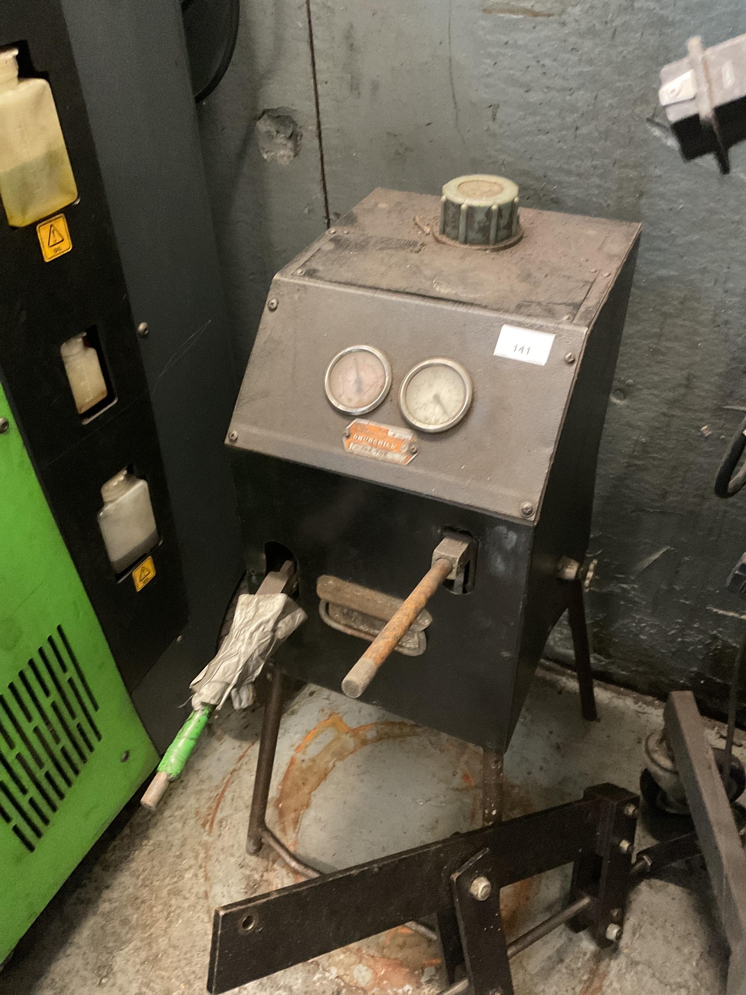 Lot 141 - Churchill Mini MGF hydrolastic suspension