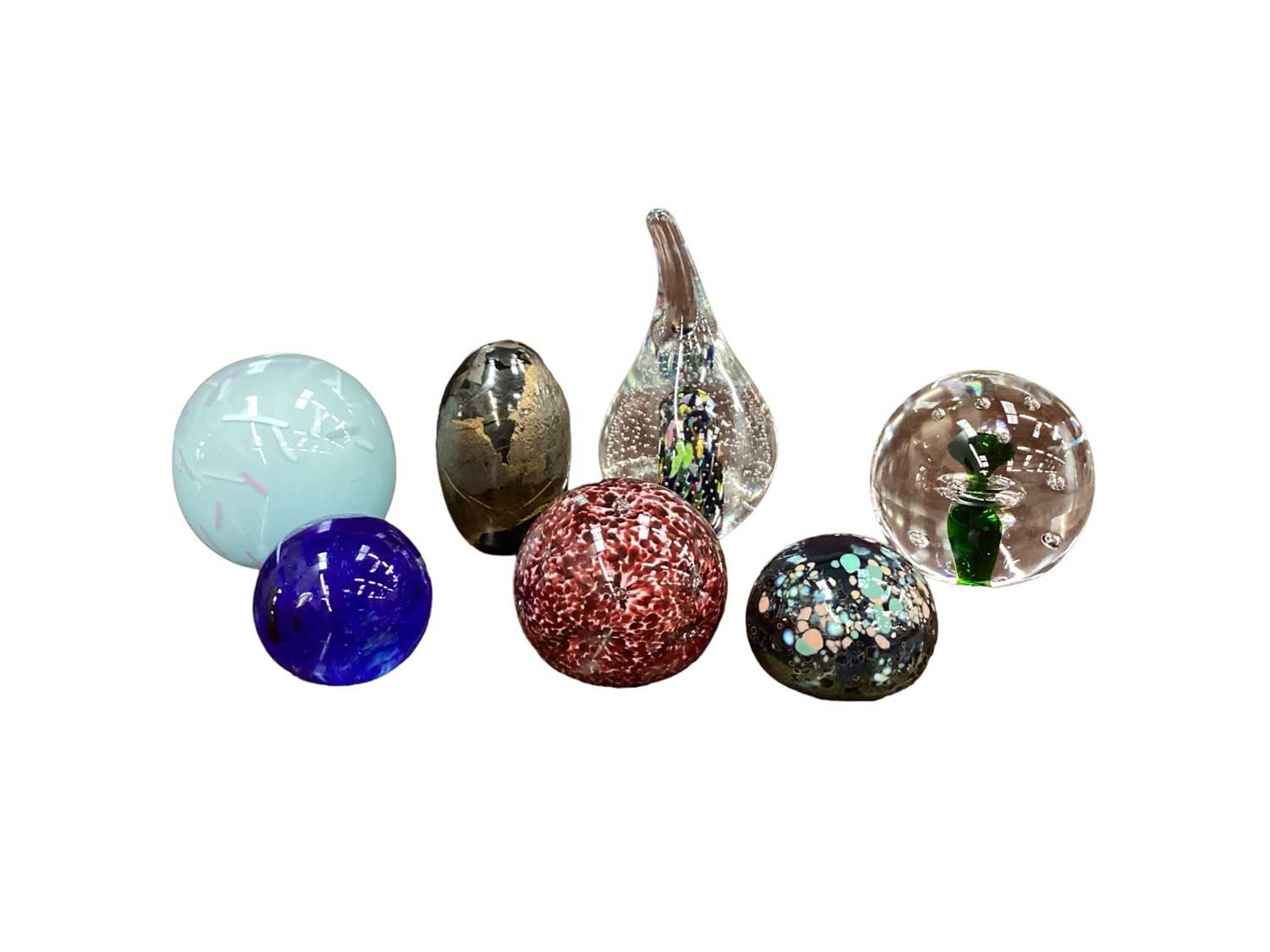 Lot 1174 - Seven assorted paperweights including Isle
