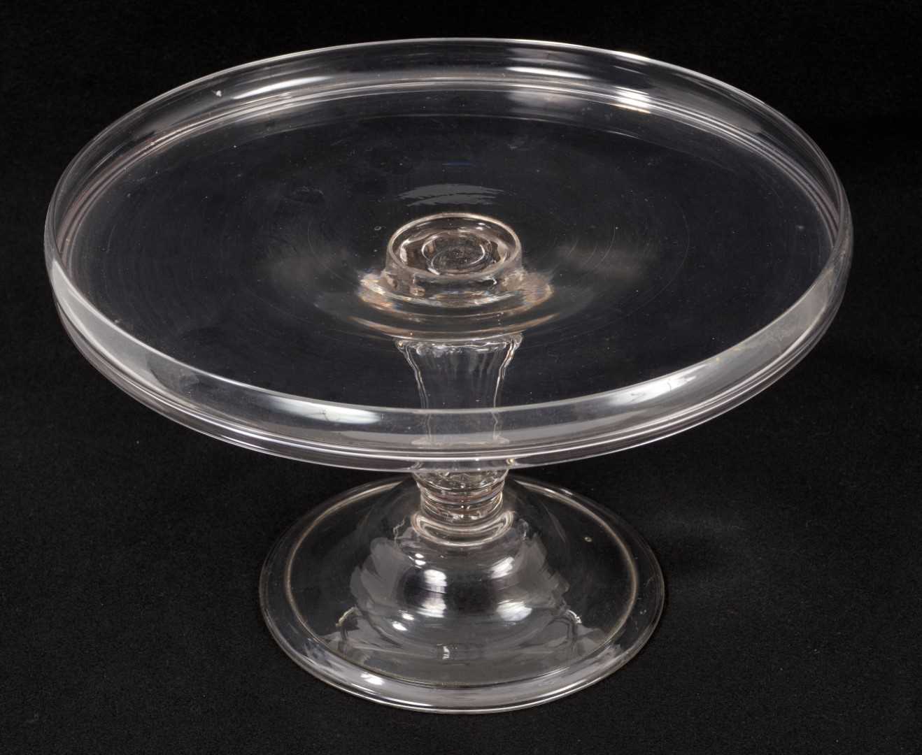 Lot 341 - Georgian glass tazza, with circular