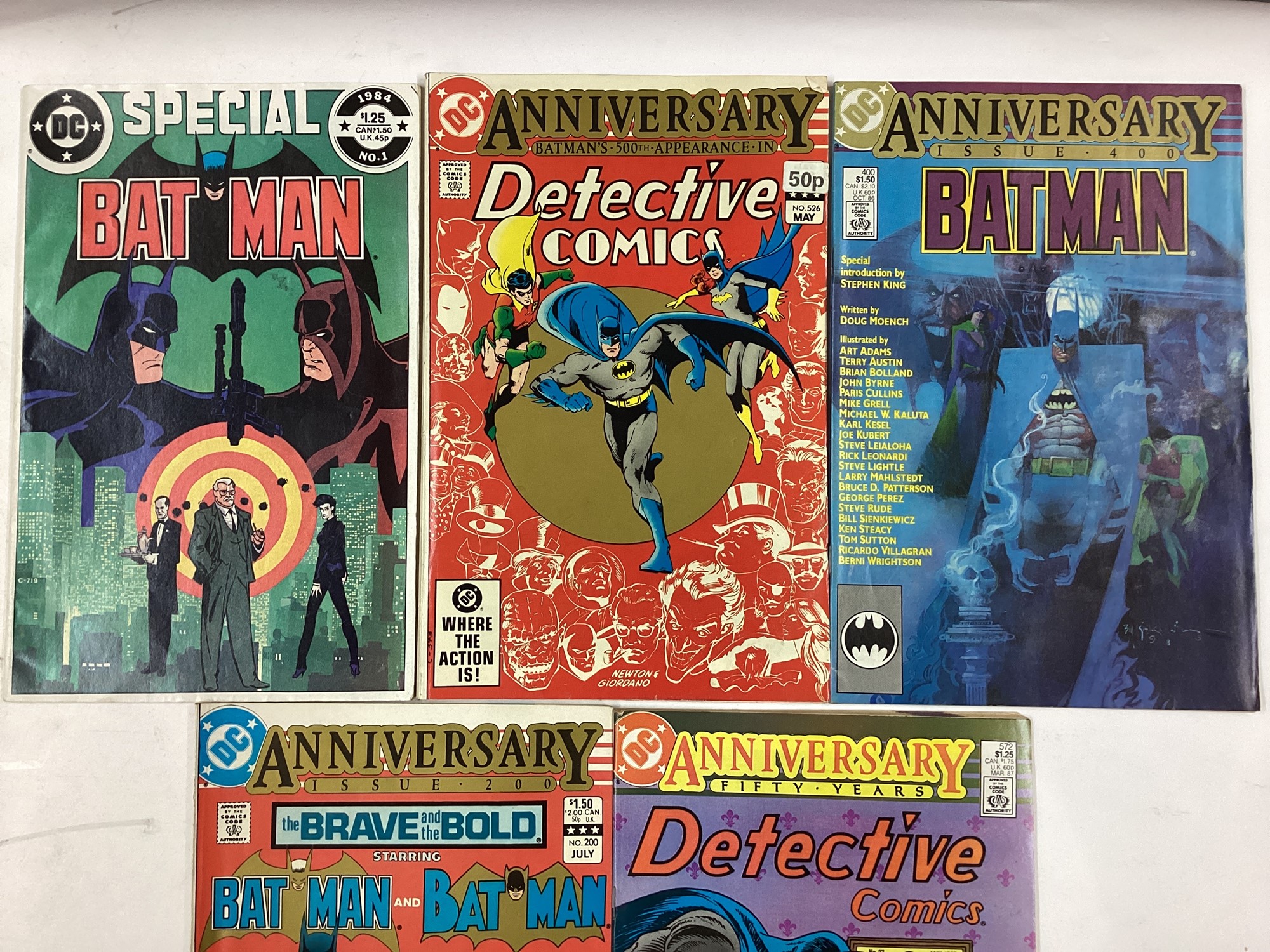 Lot 37 - DC Comics (1980's) Batman Anniversary's.