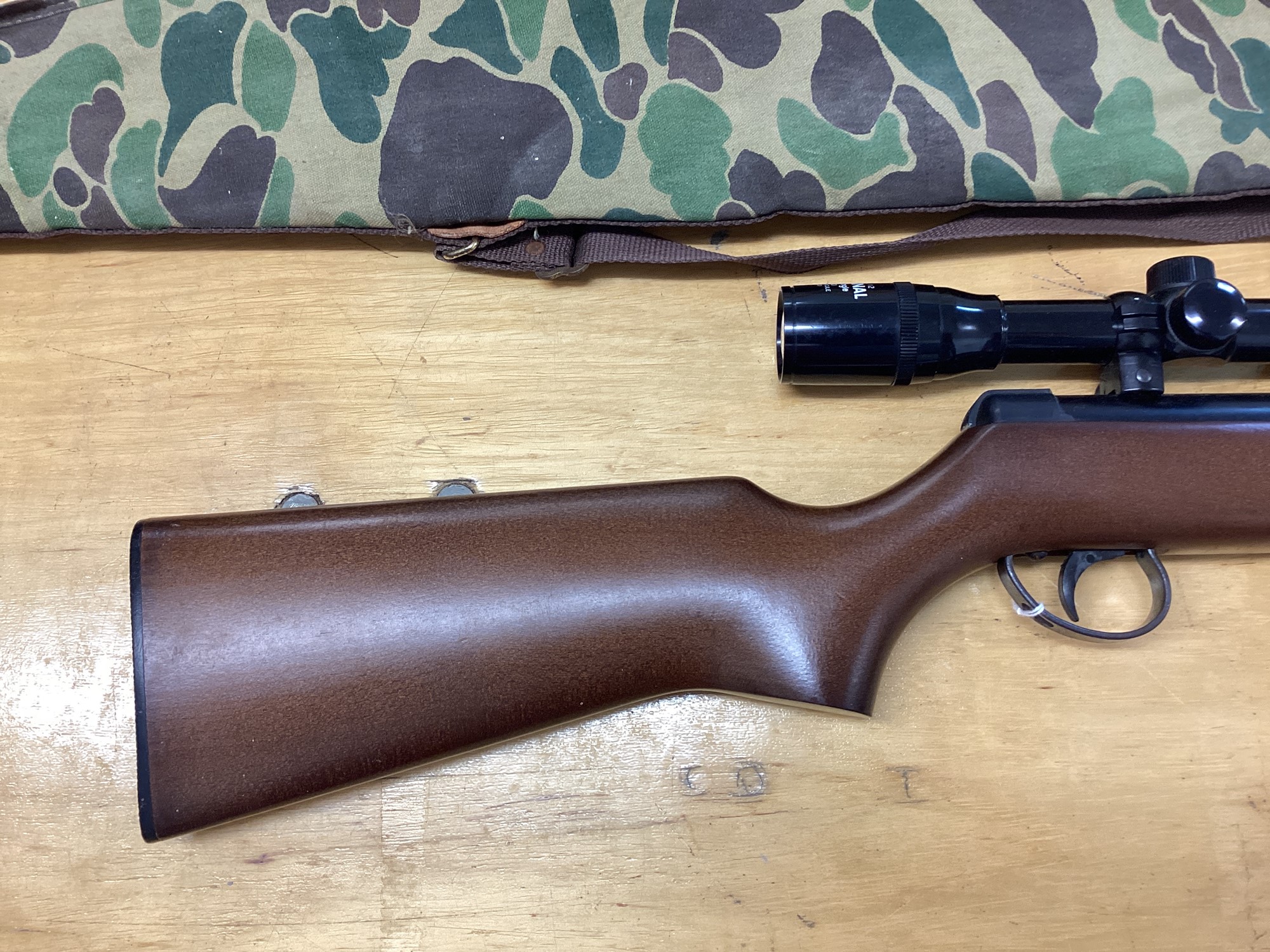 Lot 989 - BSA Meteor .22 calibre break action air