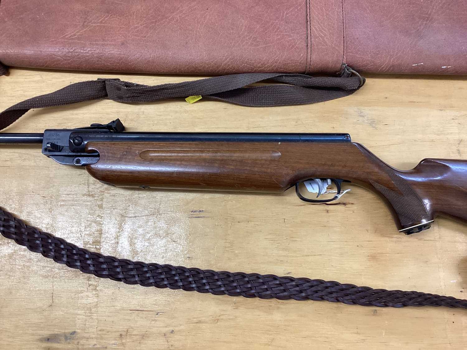 Lot 991 - Weihrauch HW35 .45 calibre break action air