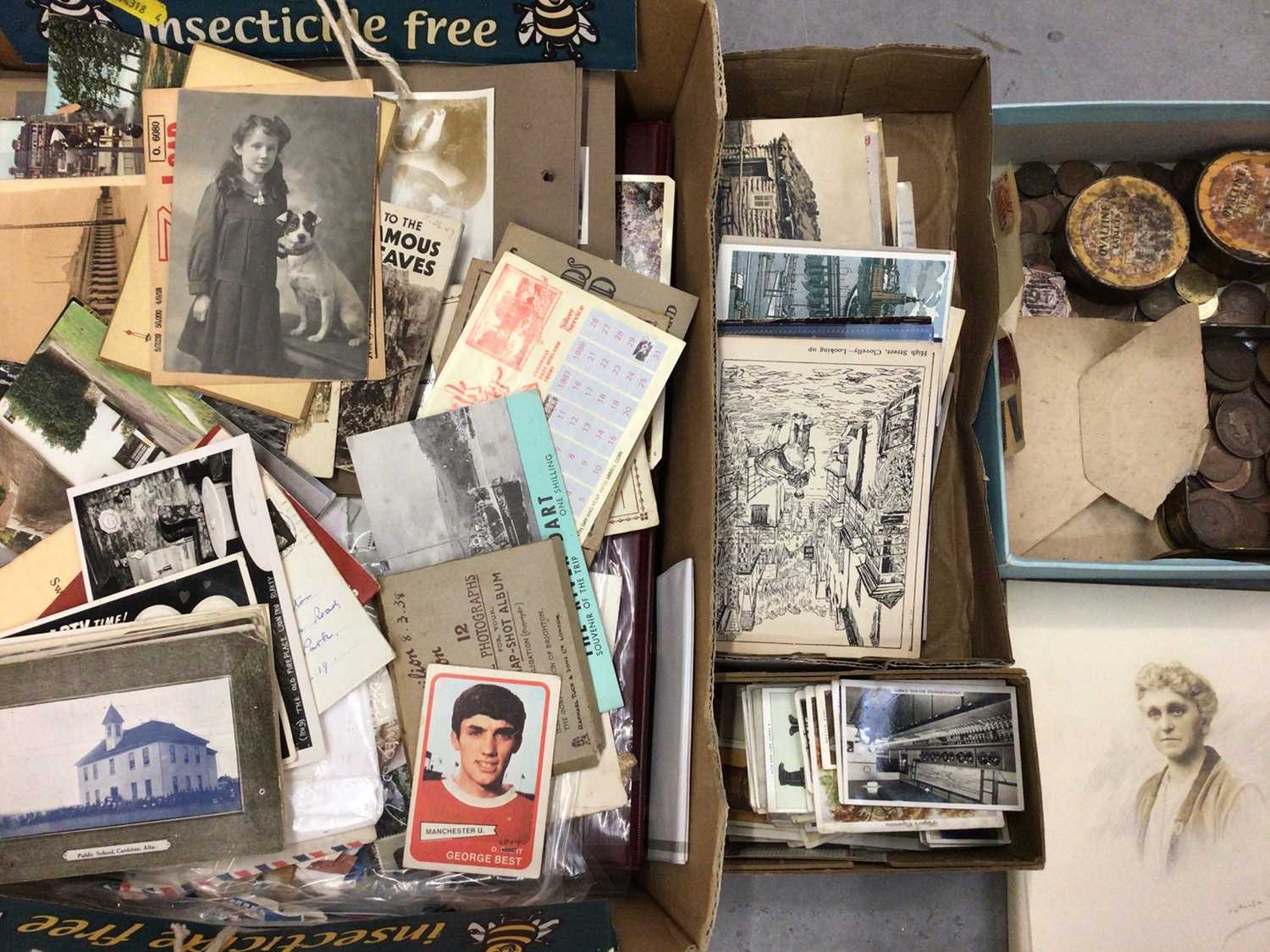 Lot 414 - Collection of vintage postcards, ephemera