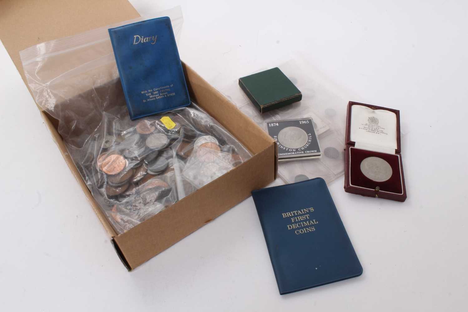 Lot 437 - World - Mixed coinage to include G.B. silver