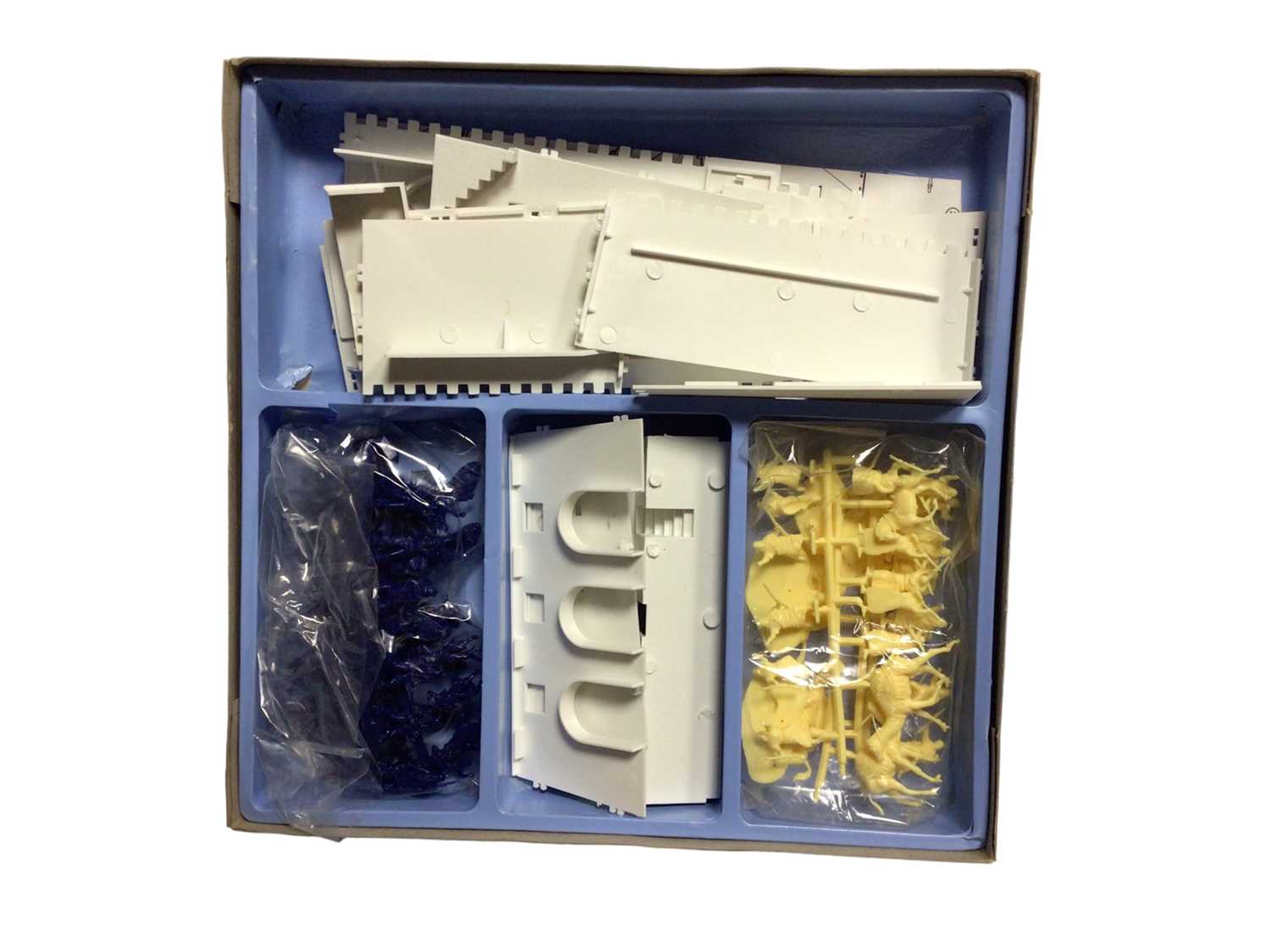 Lot 280 - Airfix HO OO Scale Snap Together Fort Sahara