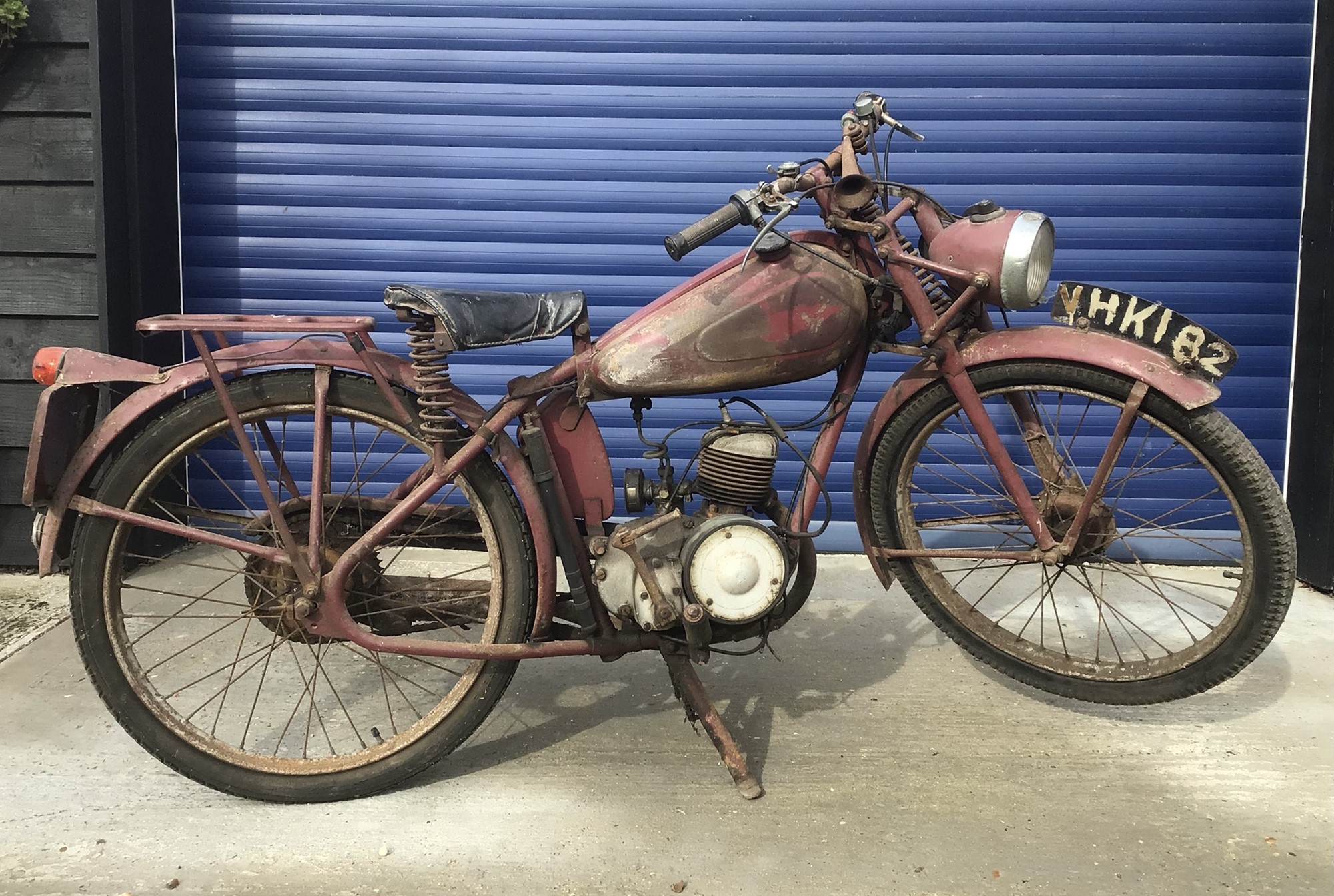 Lot 8 - 1952 James Comet 98cc motorcycle, reg. VHK 182