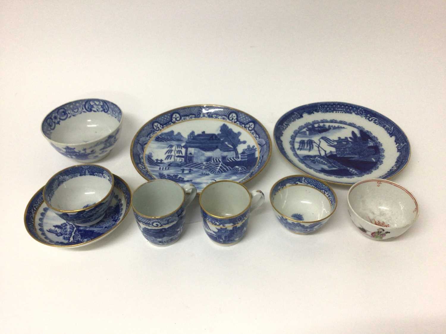 Lot 93 - Group of New Hall porcelain, including Willow,
