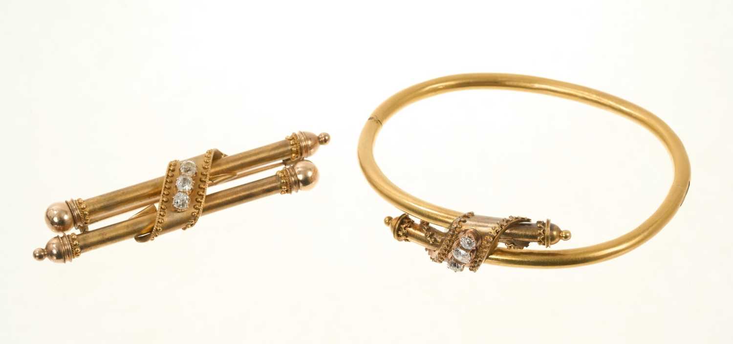 Lot 685 - 19th century Russian gold and diamond hinged